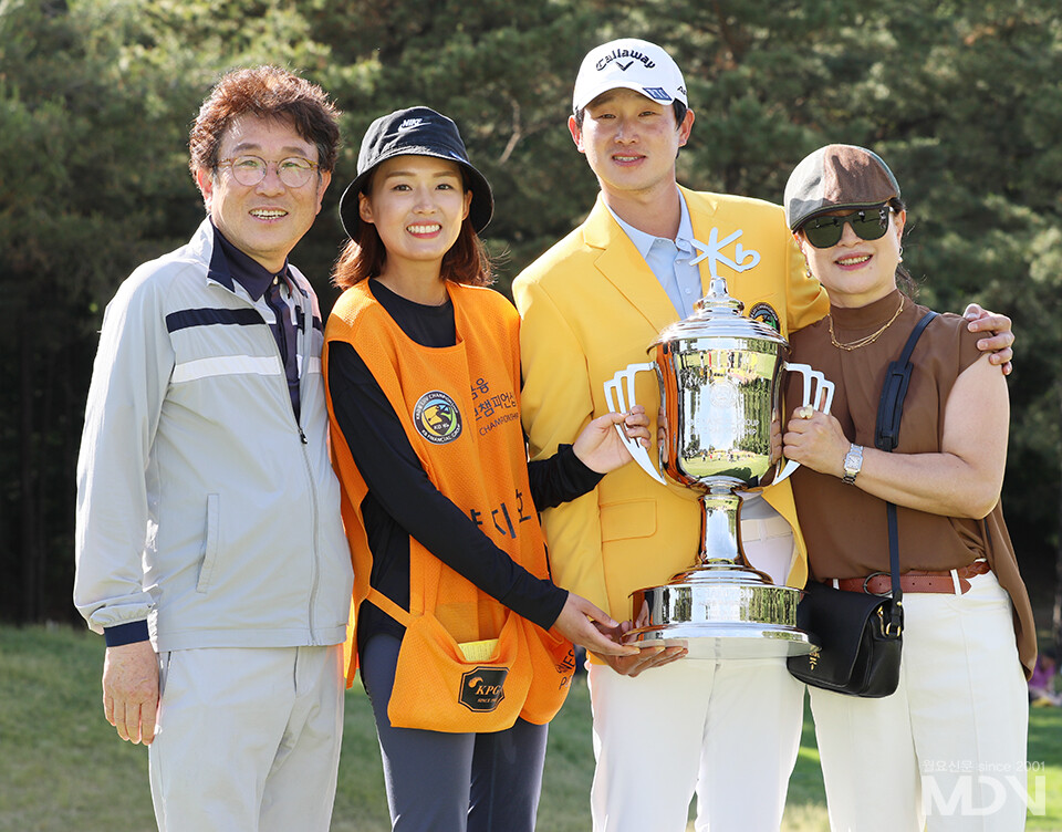[KPGA 화보] 양지호 생애 첫 우승, 사진으로 보는 'KB금융 리브챔피언십' 우승 순간