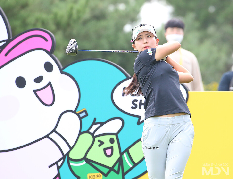[KLPGA] 티샷 날리는 이지현3